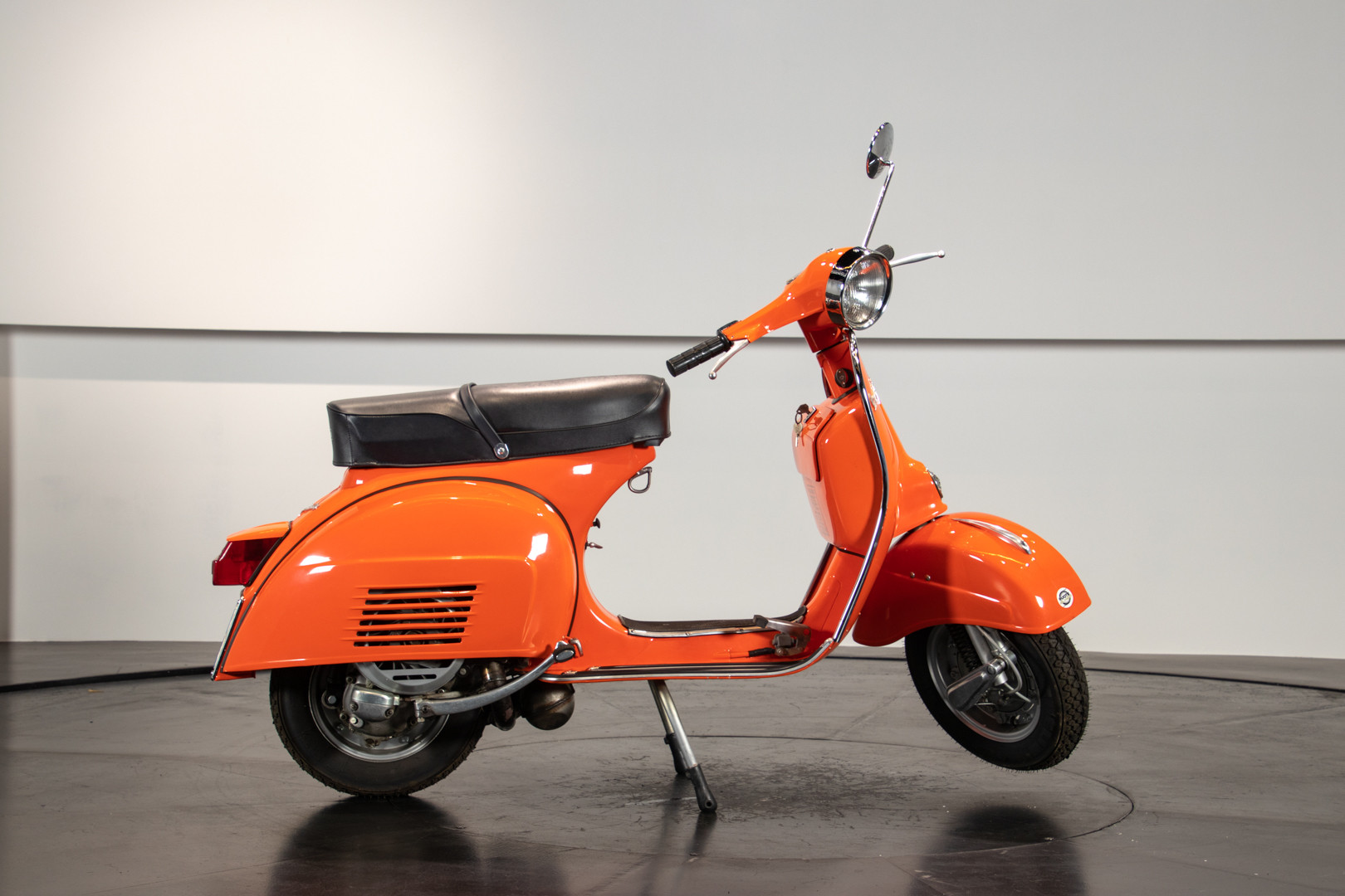 piaggio_vespa_rally_180-2 - GLORIOUS MOTORCYCLES